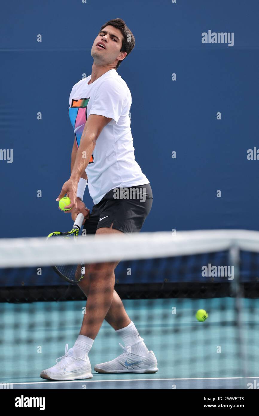 MIAMI GARDENS, FLORIDA - MARCH 23: Carlos Alcaraz of Spain on the ...