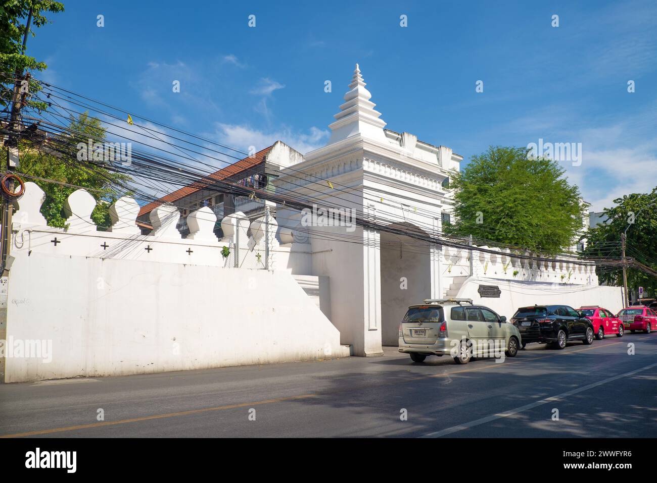 BANGKOK, THAILAND - DECEMBER 13, 2016: Ancient city defensive wall with ...