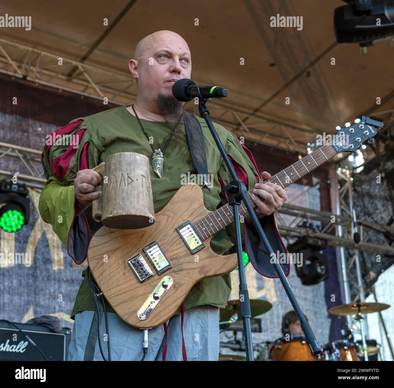 Troll bends fir hi-res stock photography and images - Alamy