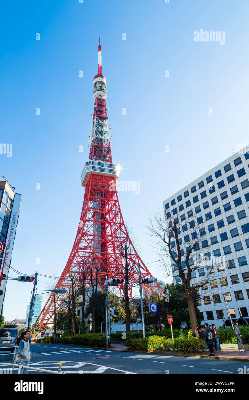 Godzilla tokyo hi-res stock photography and images - Alamy