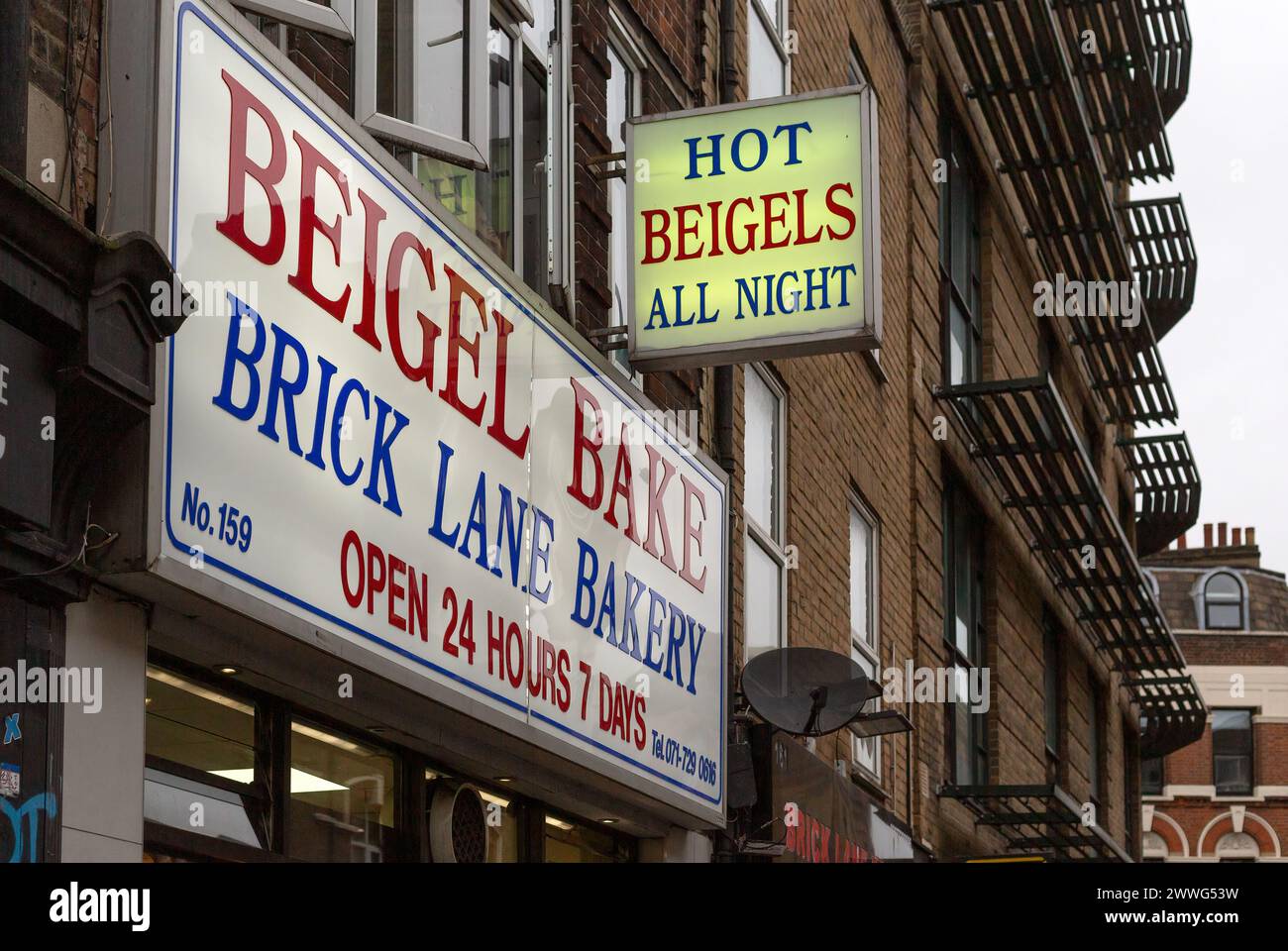 LONDON, UK - MARCH 19, 2024: Sign outside Beigel Bake bakery shop in ...