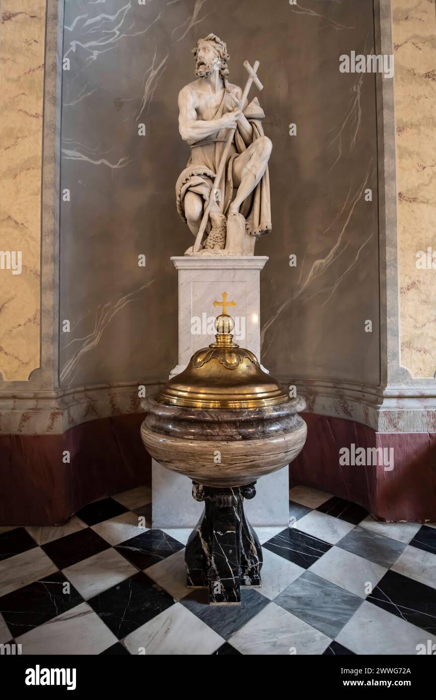 Innenraum view hi-res stock photography and images - Alamy