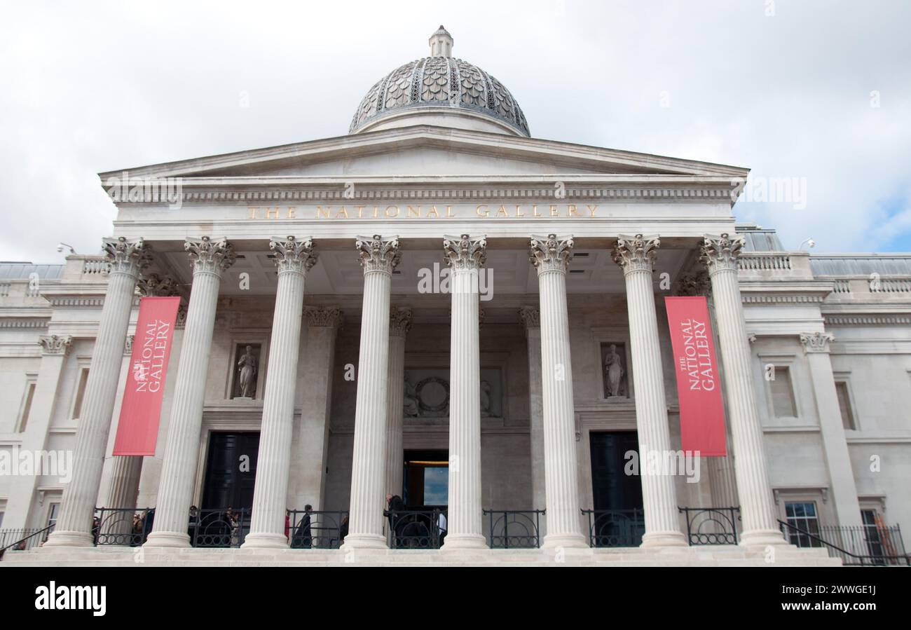 Main Entrance, The National Gallery, Trafalgar Square, London's West ...