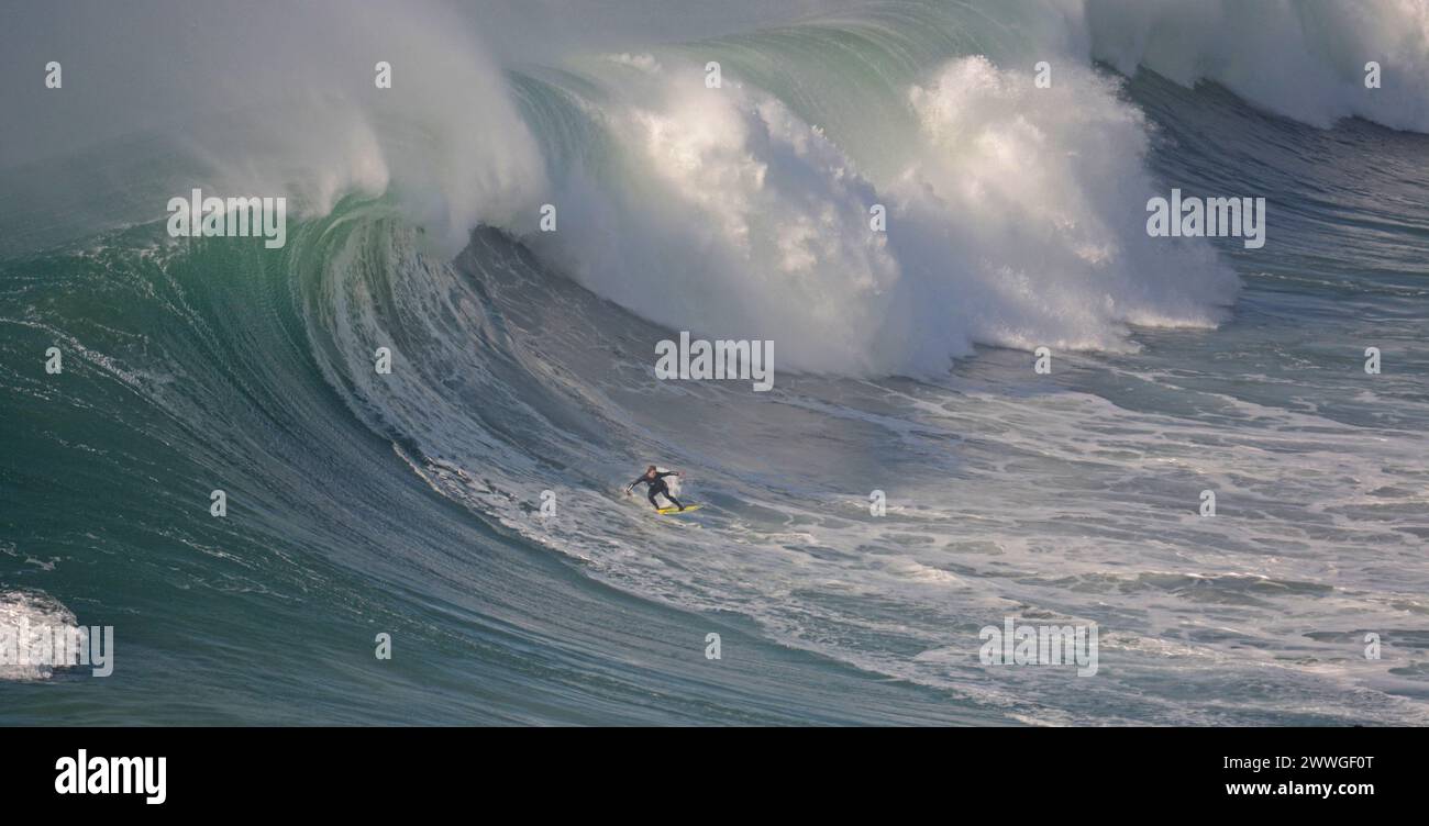 Nazare surf hi-res stock photography and images - Alamy