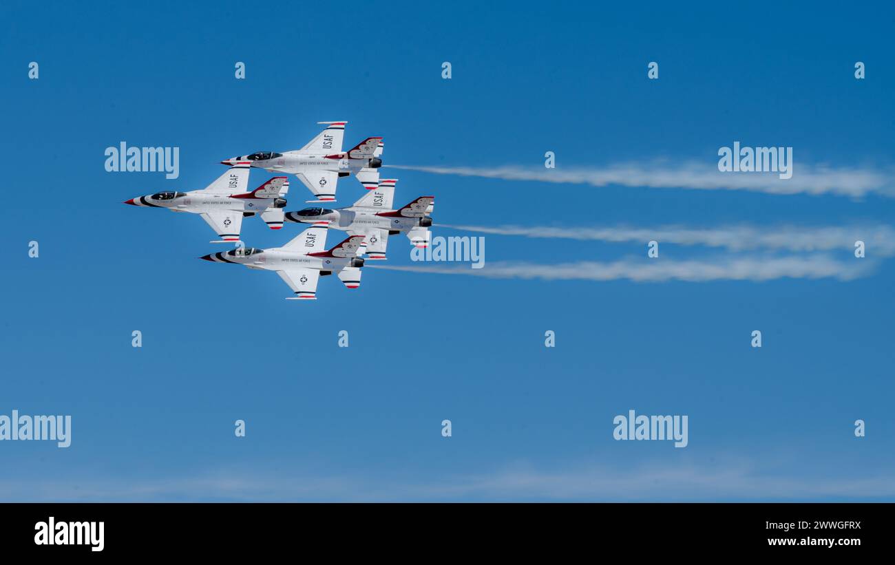 The U.S. Air Force F-16 Fighting Falcons, assigned to the U.S. Air ...