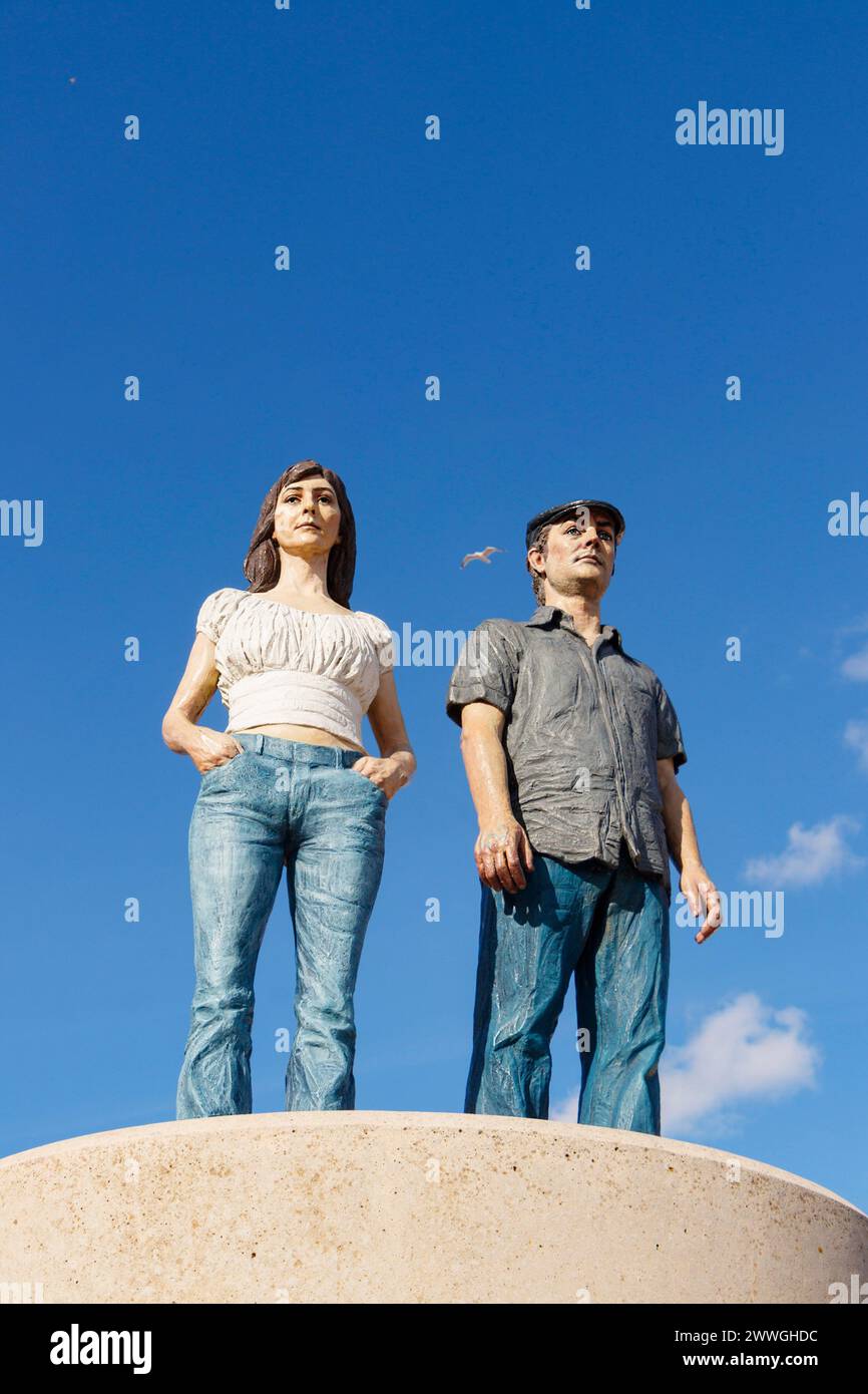 Land couple, small scale replica, of the 'Couple' public art sculpture ...