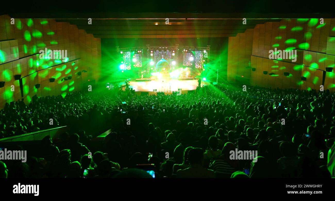 A lebanese singer hi-res stock photography and images - Alamy