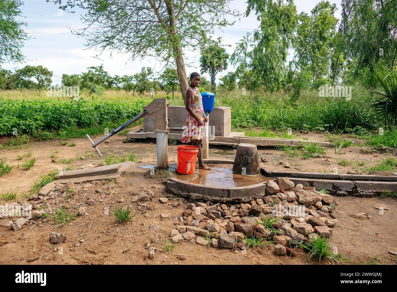 Bore hole malawi hi-res stock photography and images - Alamy