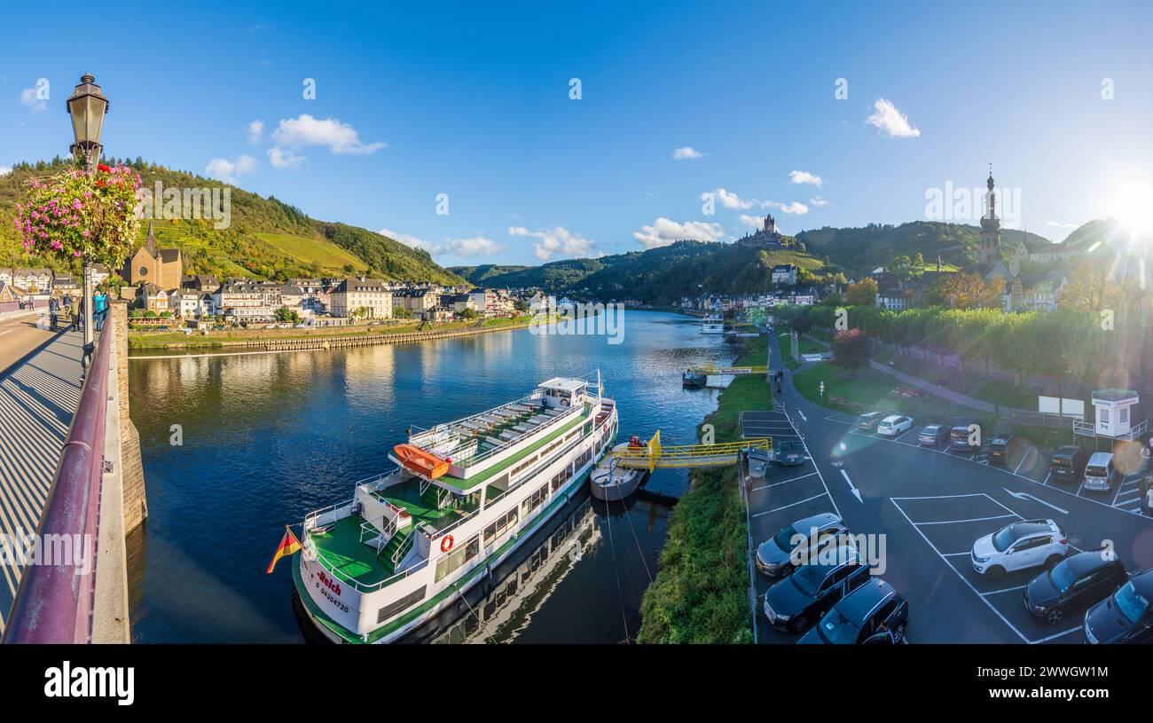 Cochem: river Mosel (Moselle), Skagerrak Bridge, Saint Remaclus's Old ...