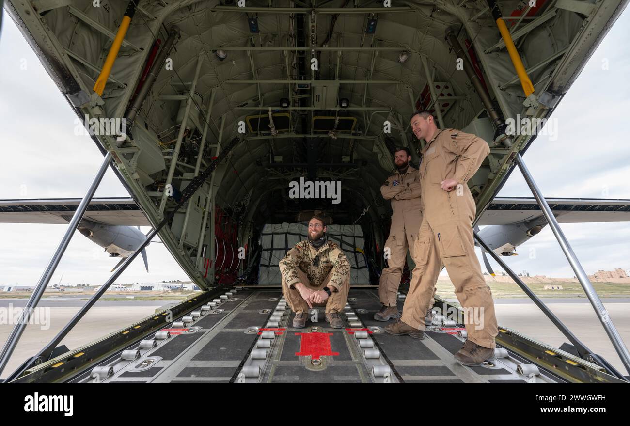 Amman, Jordan. 24th Mar, 2024. Bundeswehr soldiers stand in the open ...