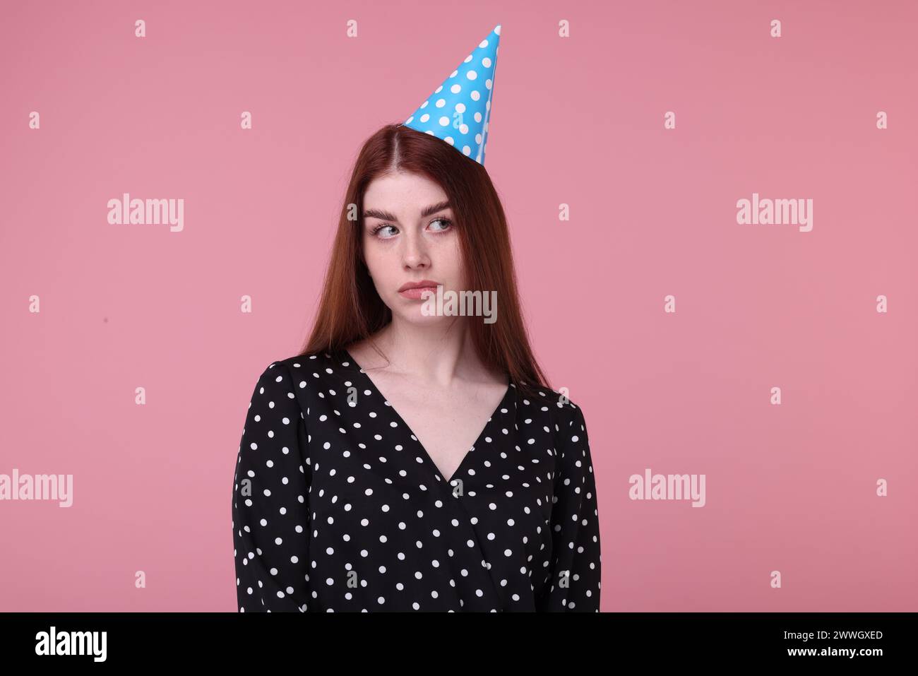 Woman greeting card sad hi-res stock photography and images - Alamy