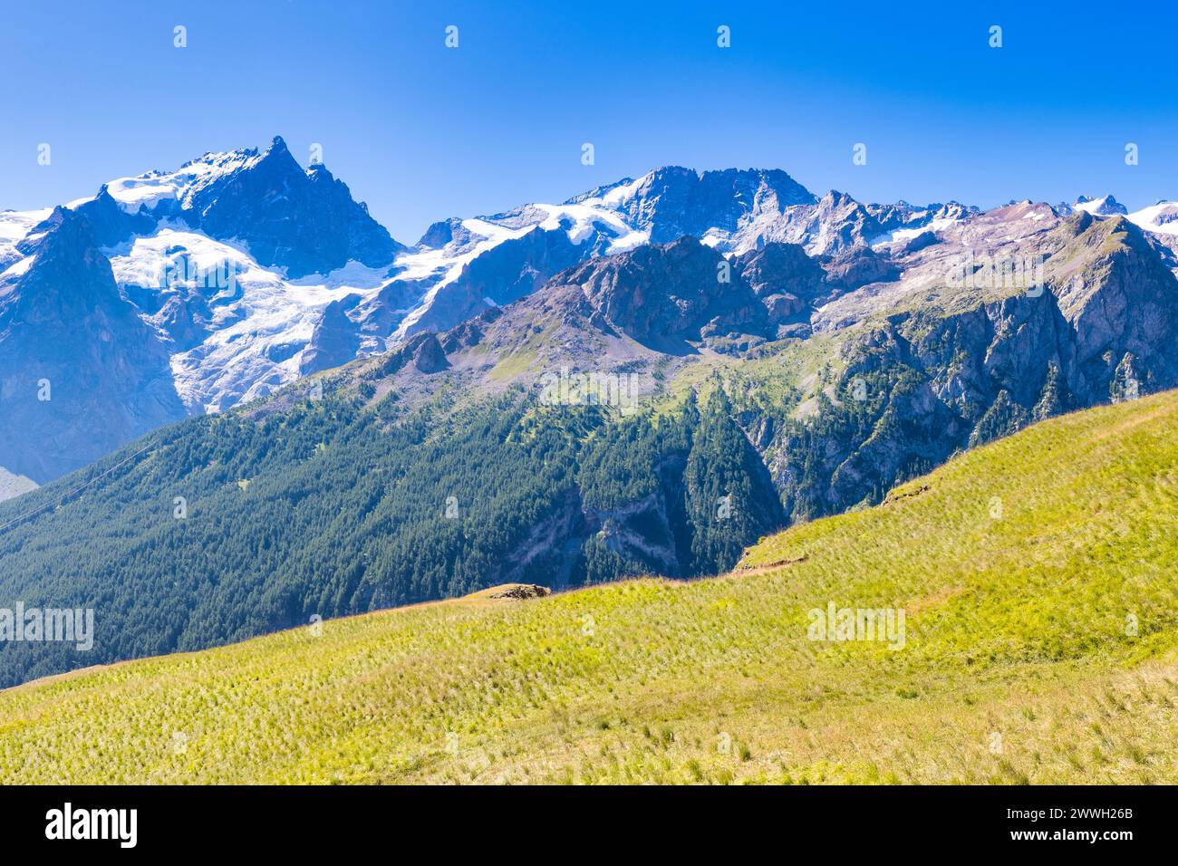 Massif de la Meije and le Râteau, Massif des Ecrins, France Stock Photo ...