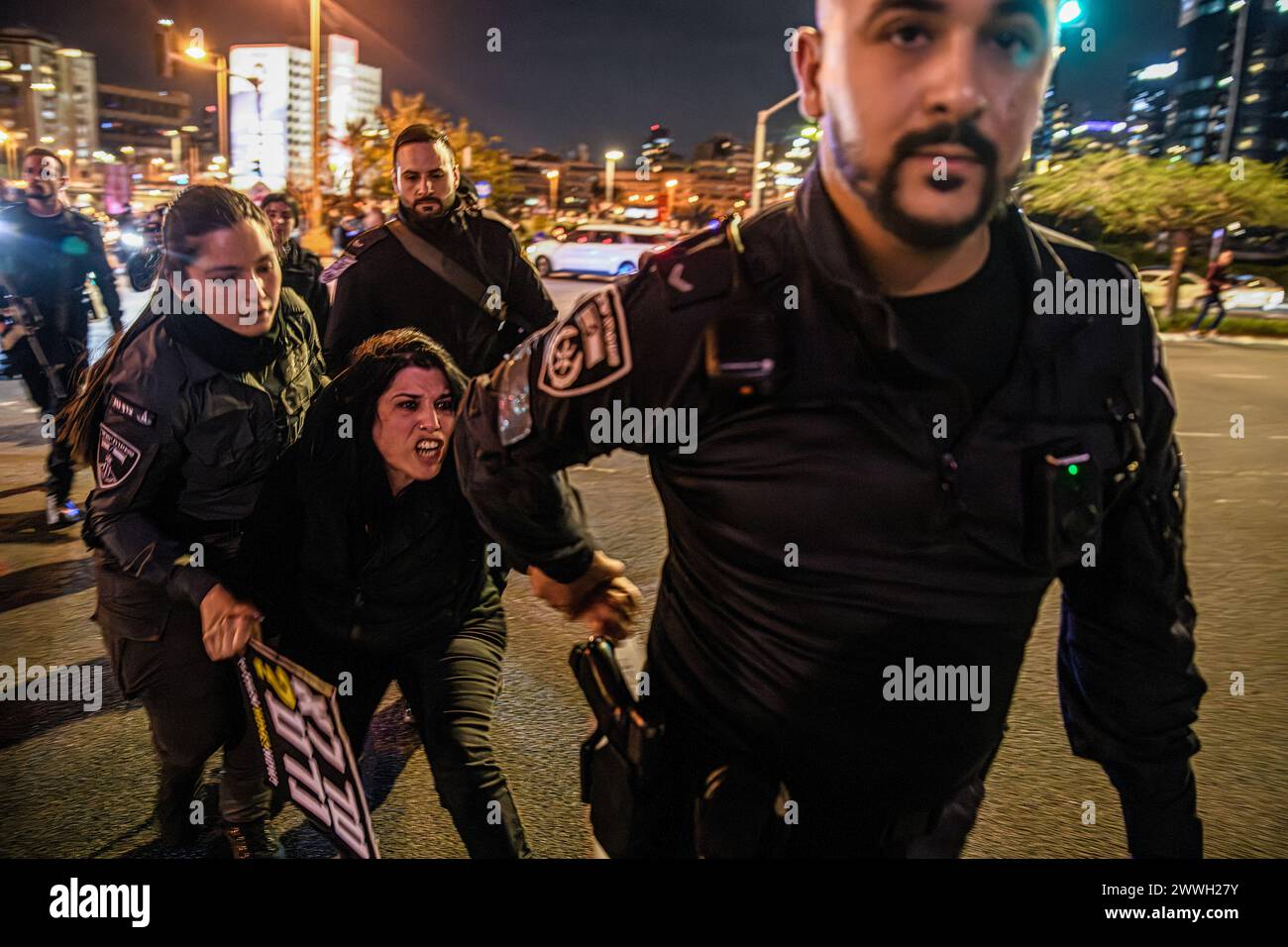 Noam dan hi-res stock photography and images - Alamy