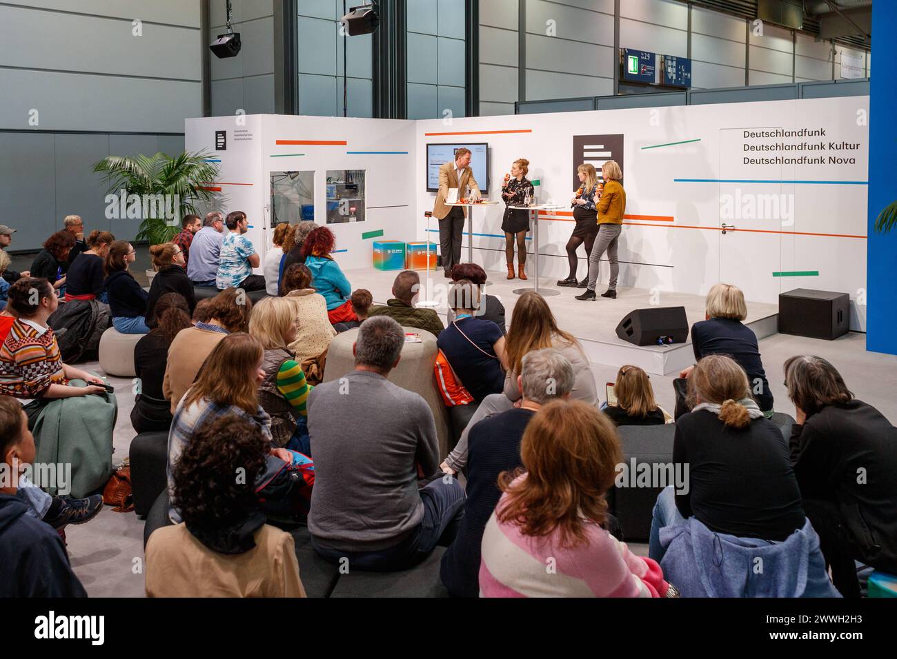 Fruhlings messe hi-res stock photography and images - Alamy