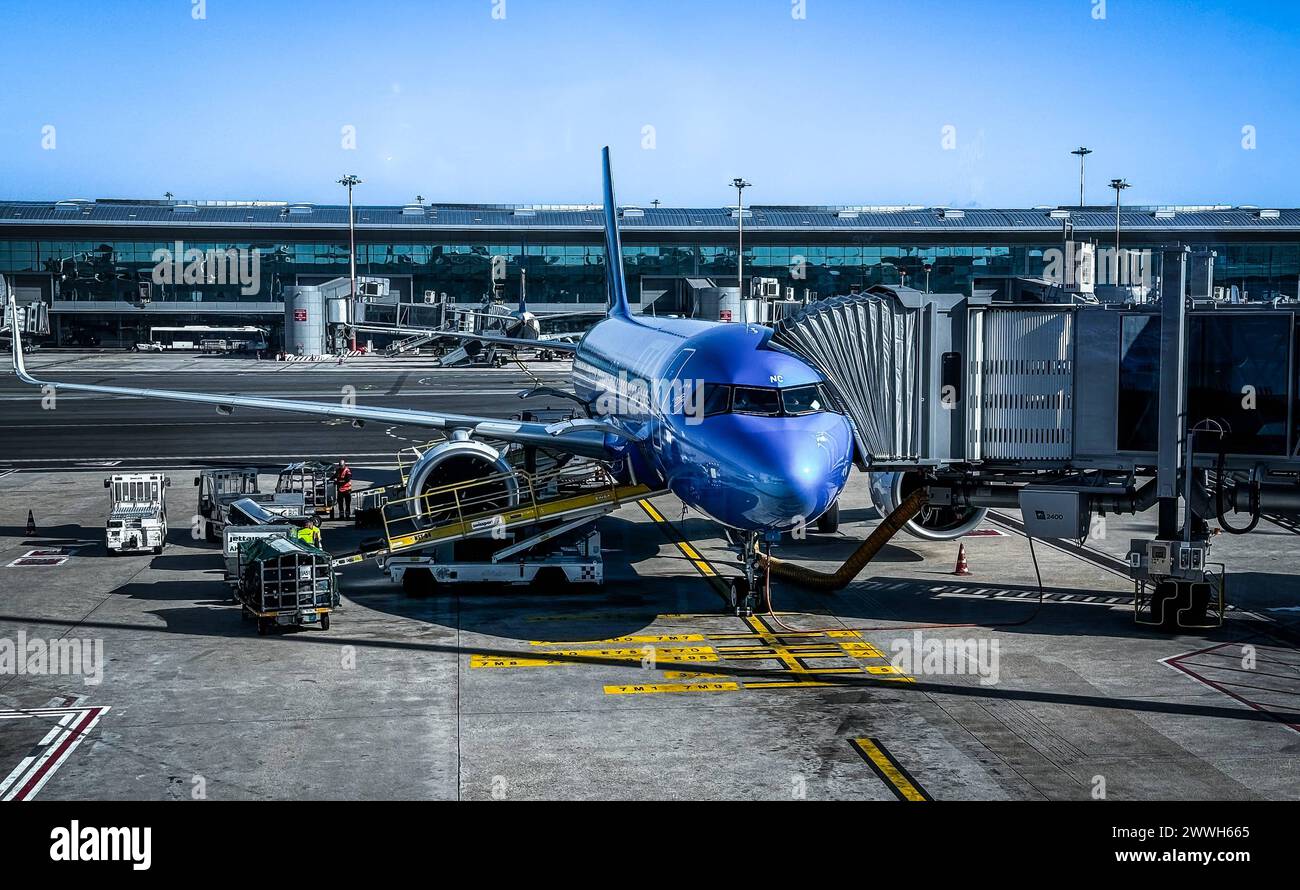 Flugzeugdesign hi-res stock photography and images - Alamy