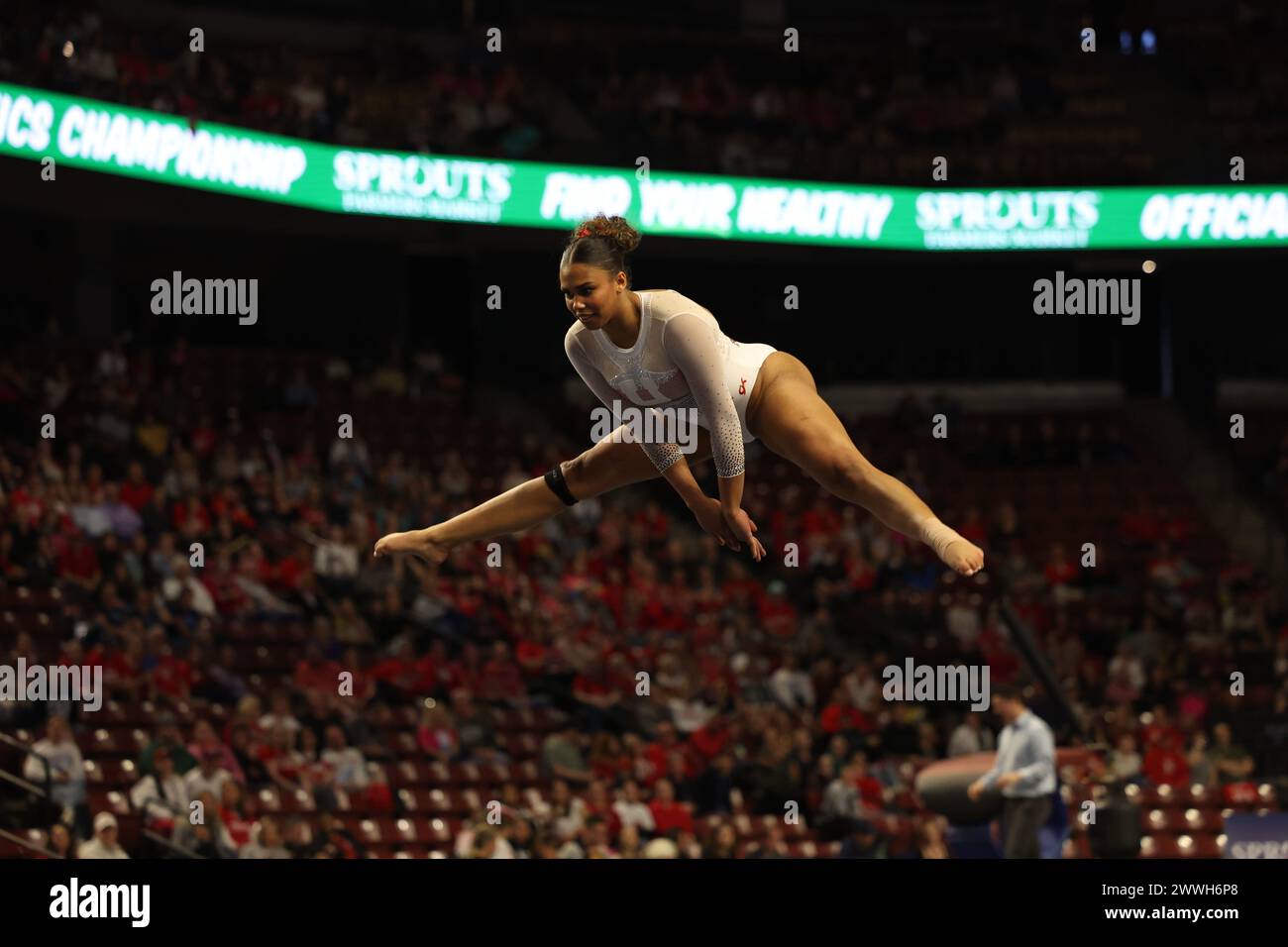 Pac 12 gymnastics hi-res stock photography and images - Alamy