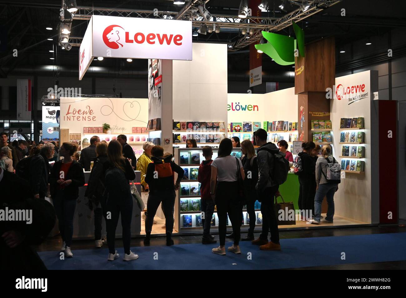 Jugendbuchverlag hi-res stock photography and images - Alamy