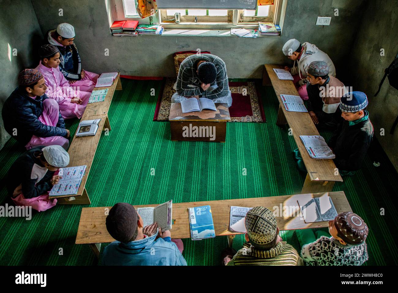 Indian teachers and students hi-res stock photography and images - Alamy