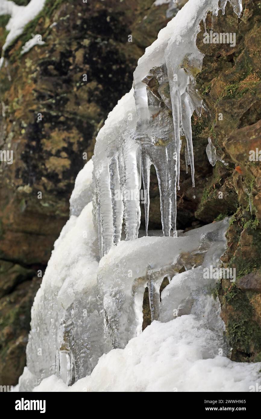 Rock face cliff hi-res stock photography and images - Alamy