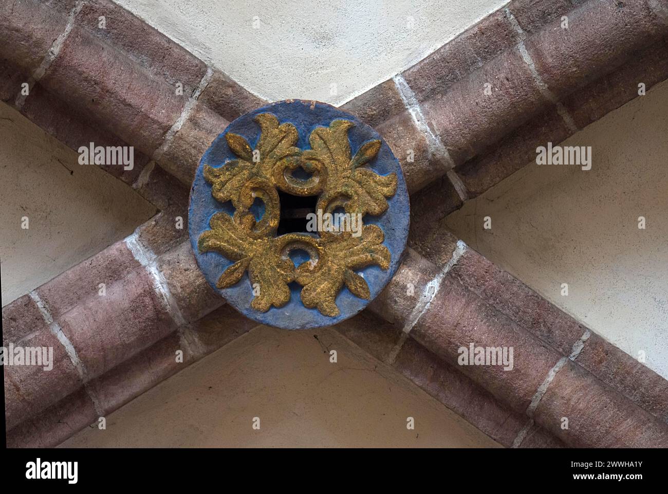 Keystone vault hi-res stock photography and images - Alamy