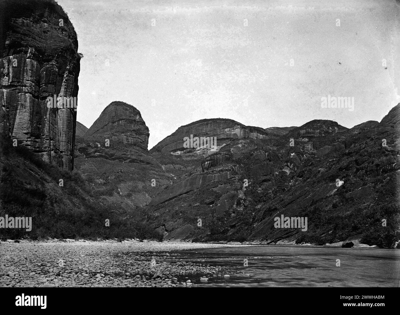Little Bolted ship Depository Peak near Sing Chang Tea mart Stock Photo ...