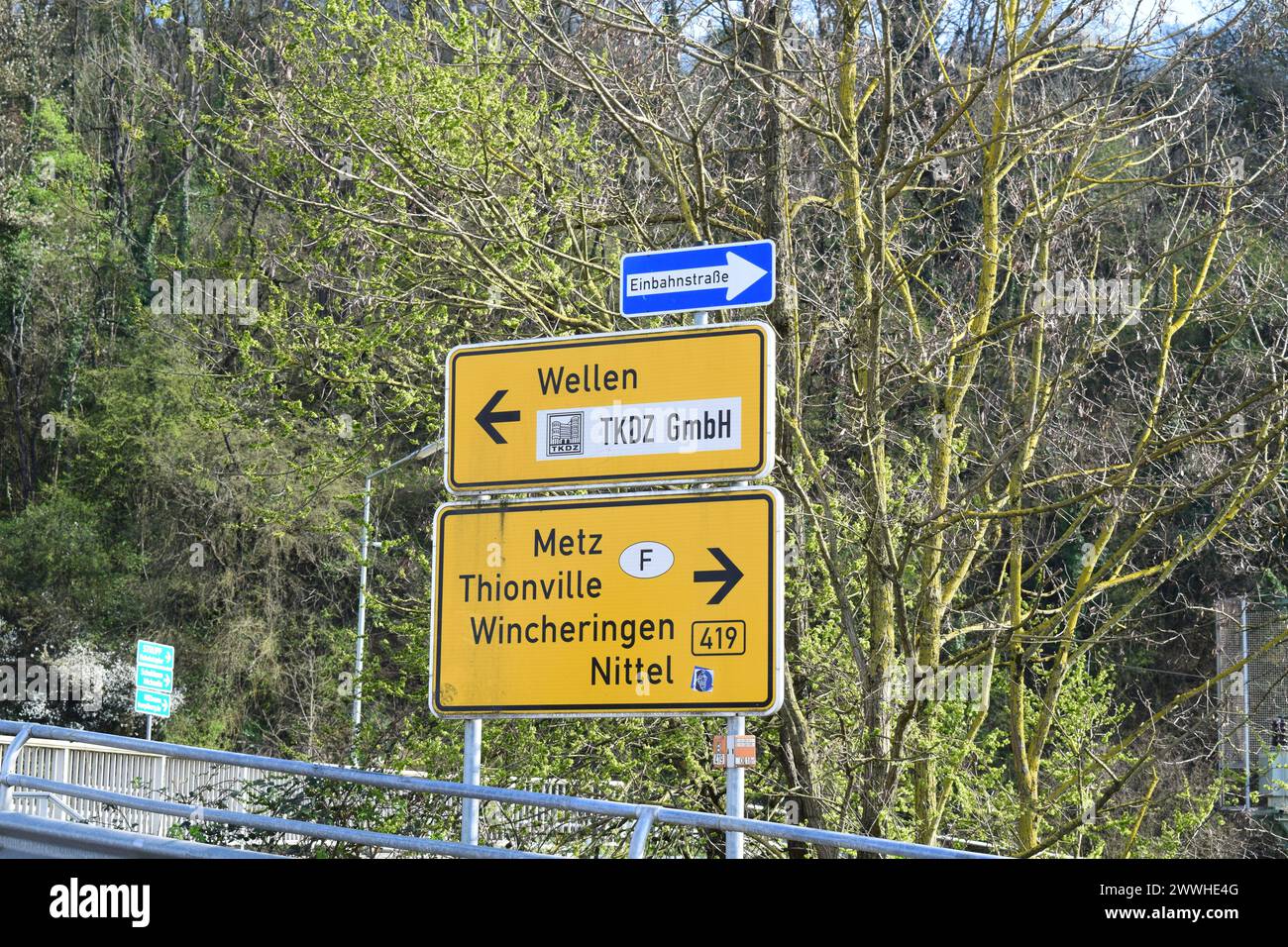 way sign in Germany including towns in France Stock Photo - Alamy