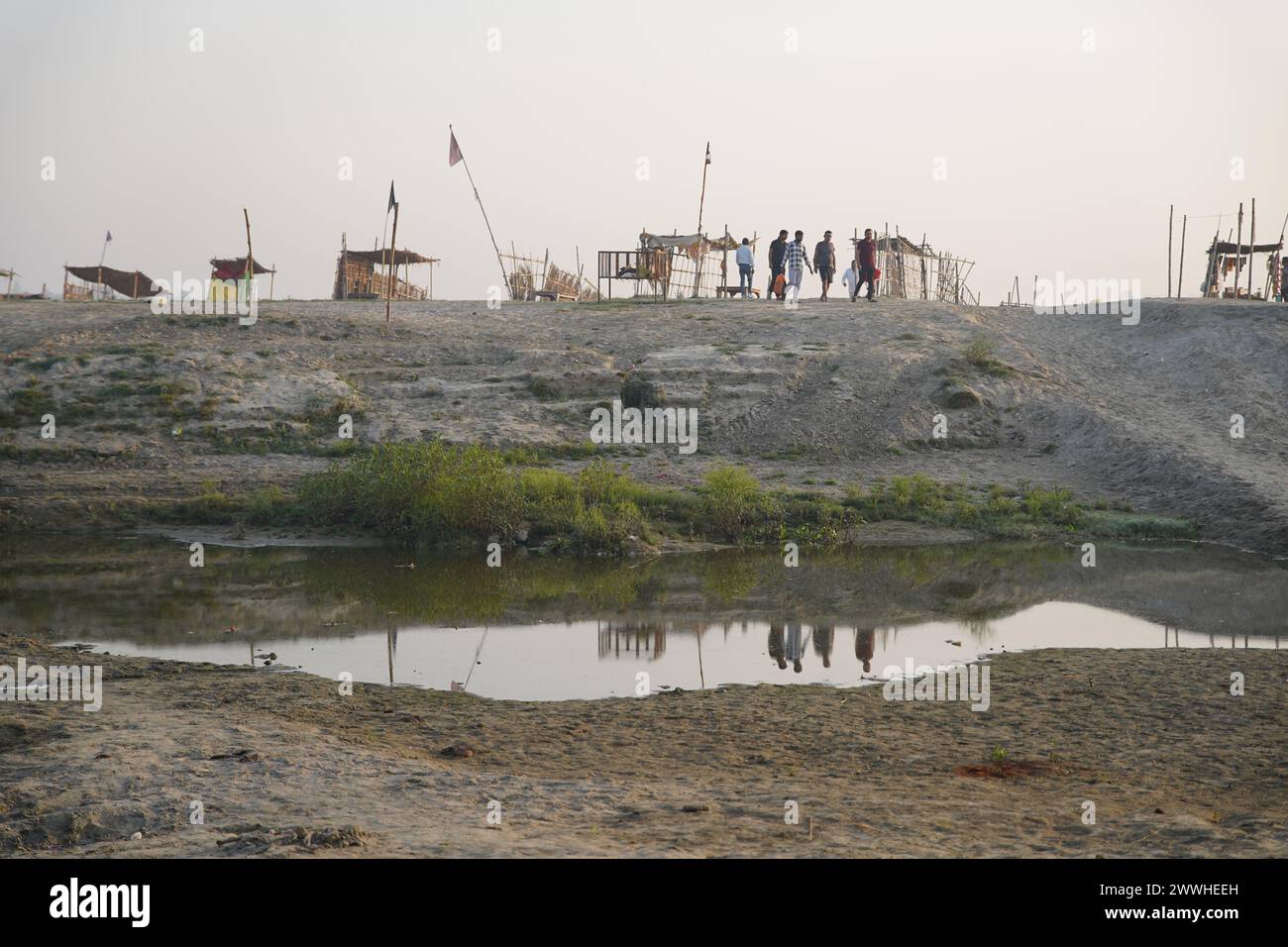 Riverbed of the Ganges. Sarsaiya Ghat, Kanpur, Uttar Pradesh, India ...