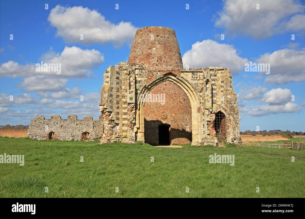 Flint stone red brick hi-res stock photography and images - Alamy