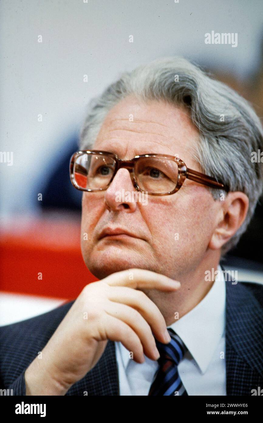 Hans Jochen Vogel SPD Hans Jochen Vogel SPD ARCHIV FOTO , *** Hans ...