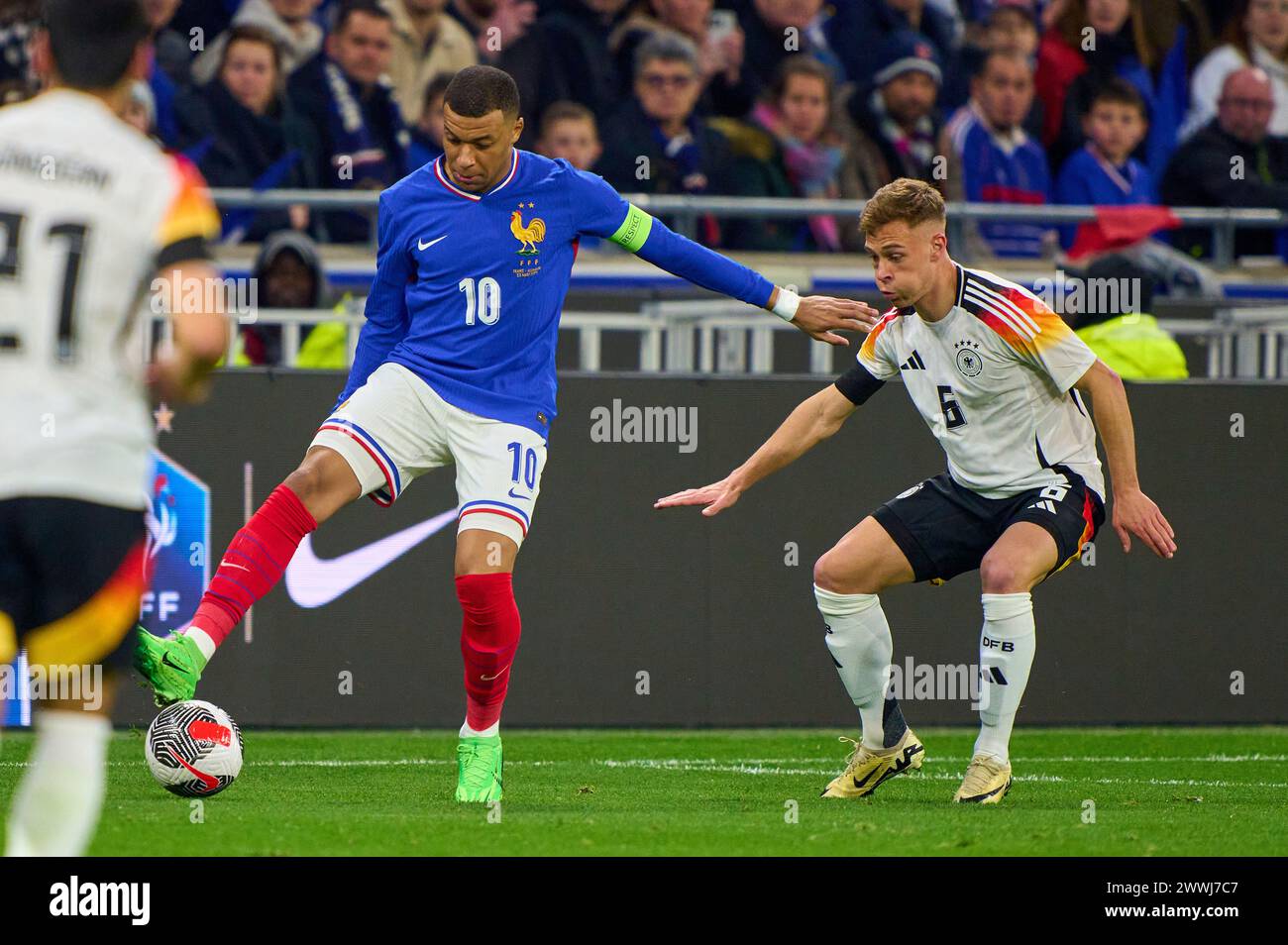 Kylian MBAPPE, FRA 10 compete for the ball, tackling, duel, header ...