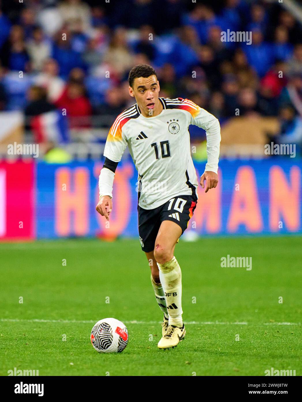 Jamal musiala body hi-res stock photography and images - Alamy