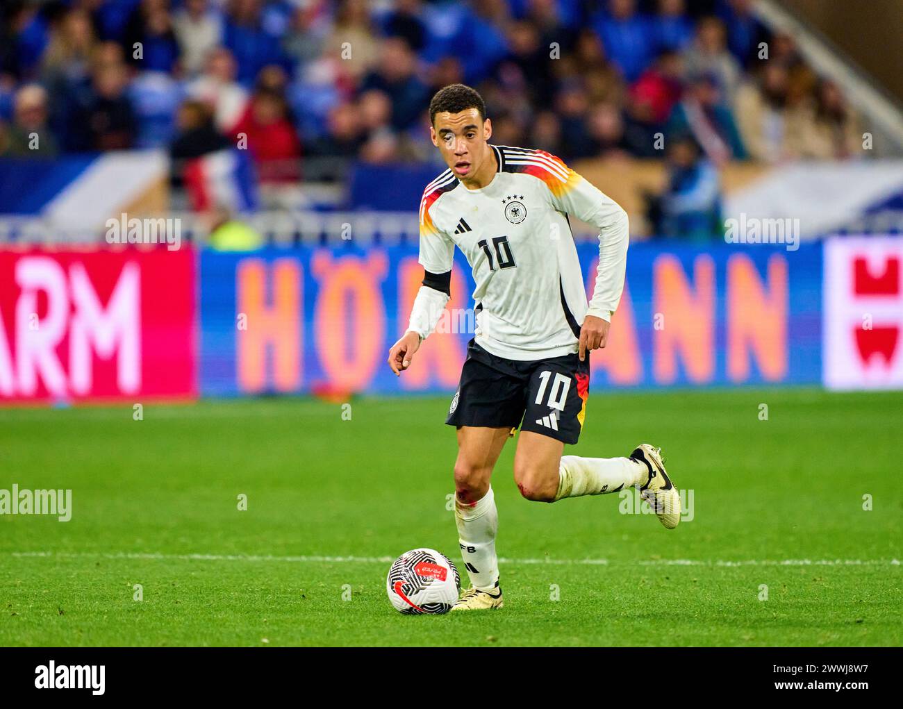 Jamal Musiala, DFB 10 in the friendly match FRANCE - GERMANY 0-2 ...