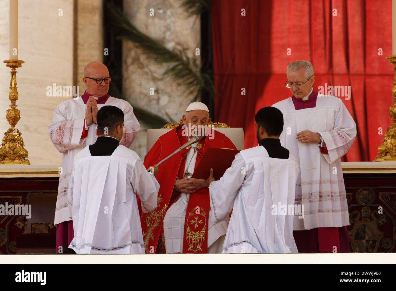 Priest homily hi-res stock photography and images - Alamy