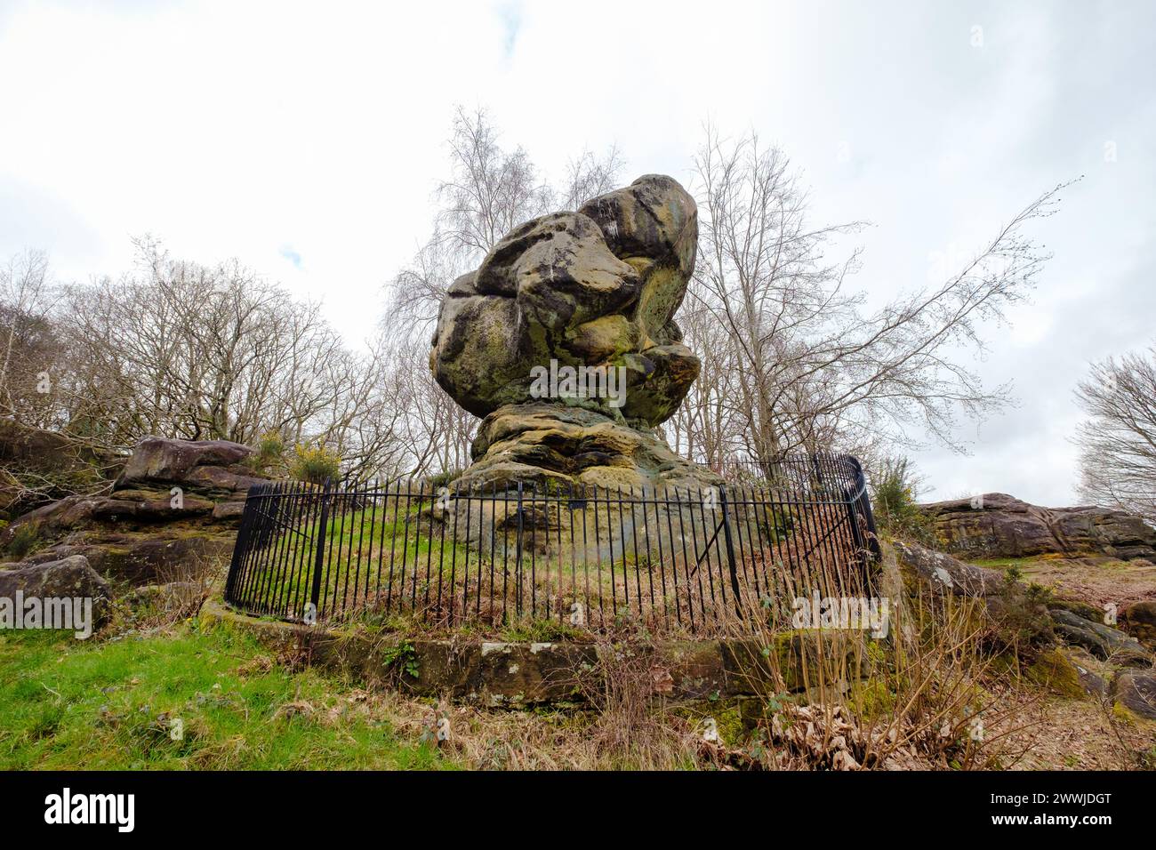 Ancient Sandstone rock formations at Tunbridge Wells Rusthall Common ...