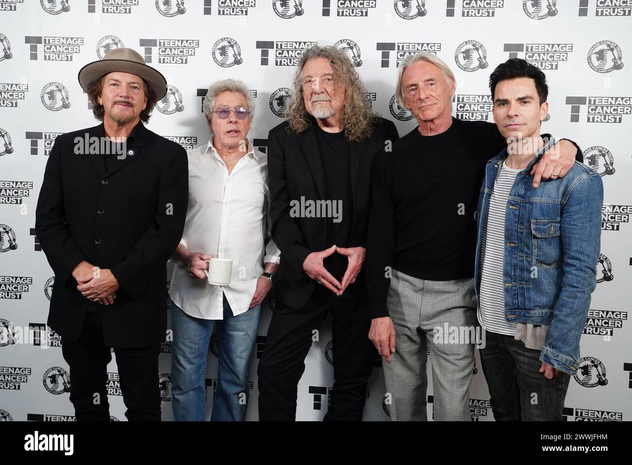 (left to right) Eddie Vedder, Roger Daltrey, Robert Plant, Paul Weller ...
