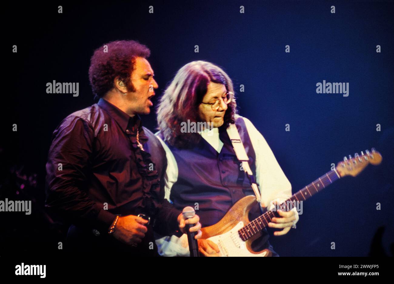 Tom jones music show hi-res stock photography and images - Alamy