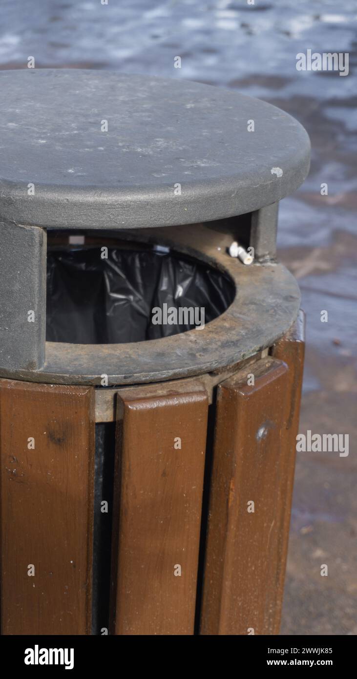Modern waste bin, clean cityscape, environmental responsibility Stock ...