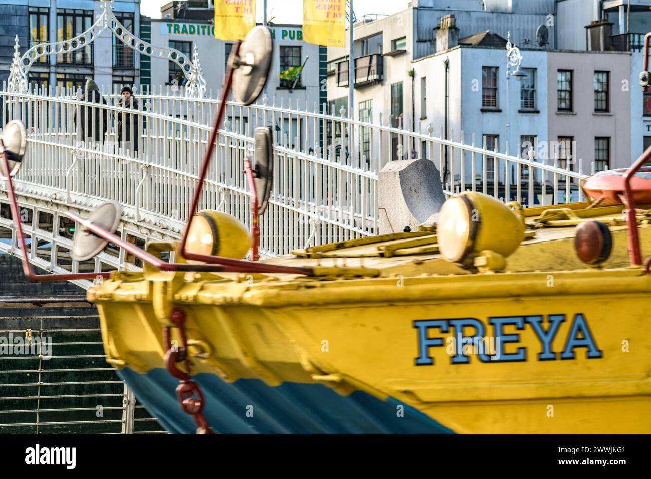 Viking Splash Tour Amphibious sightseeing tour bus boat “Freya” with Ha ...