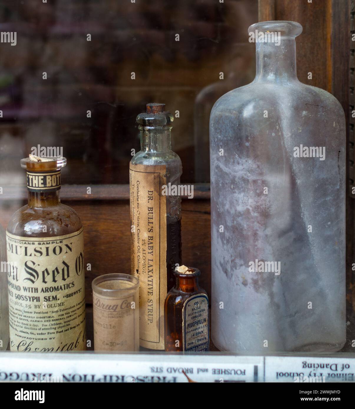 In the window of a drug store in Richmond Stock Photo - Alamy