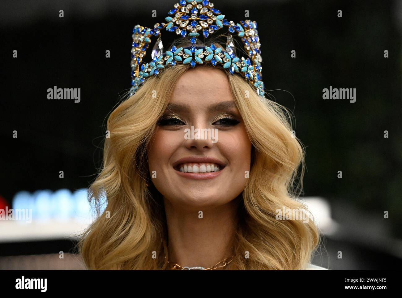 2024 arrival hi-res stock photography and images - Alamy