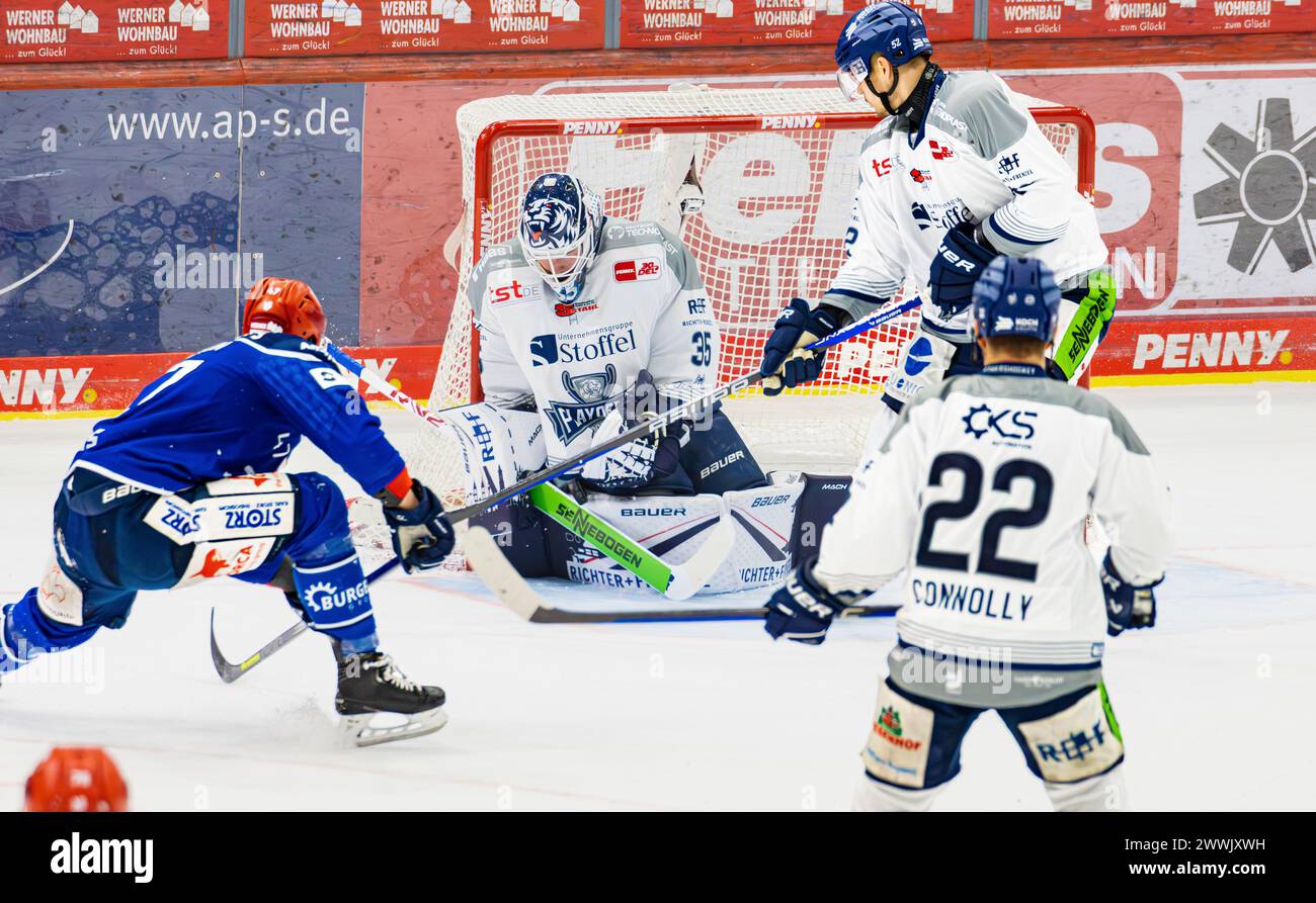 Shottings hi-res stock photography and images - Alamy