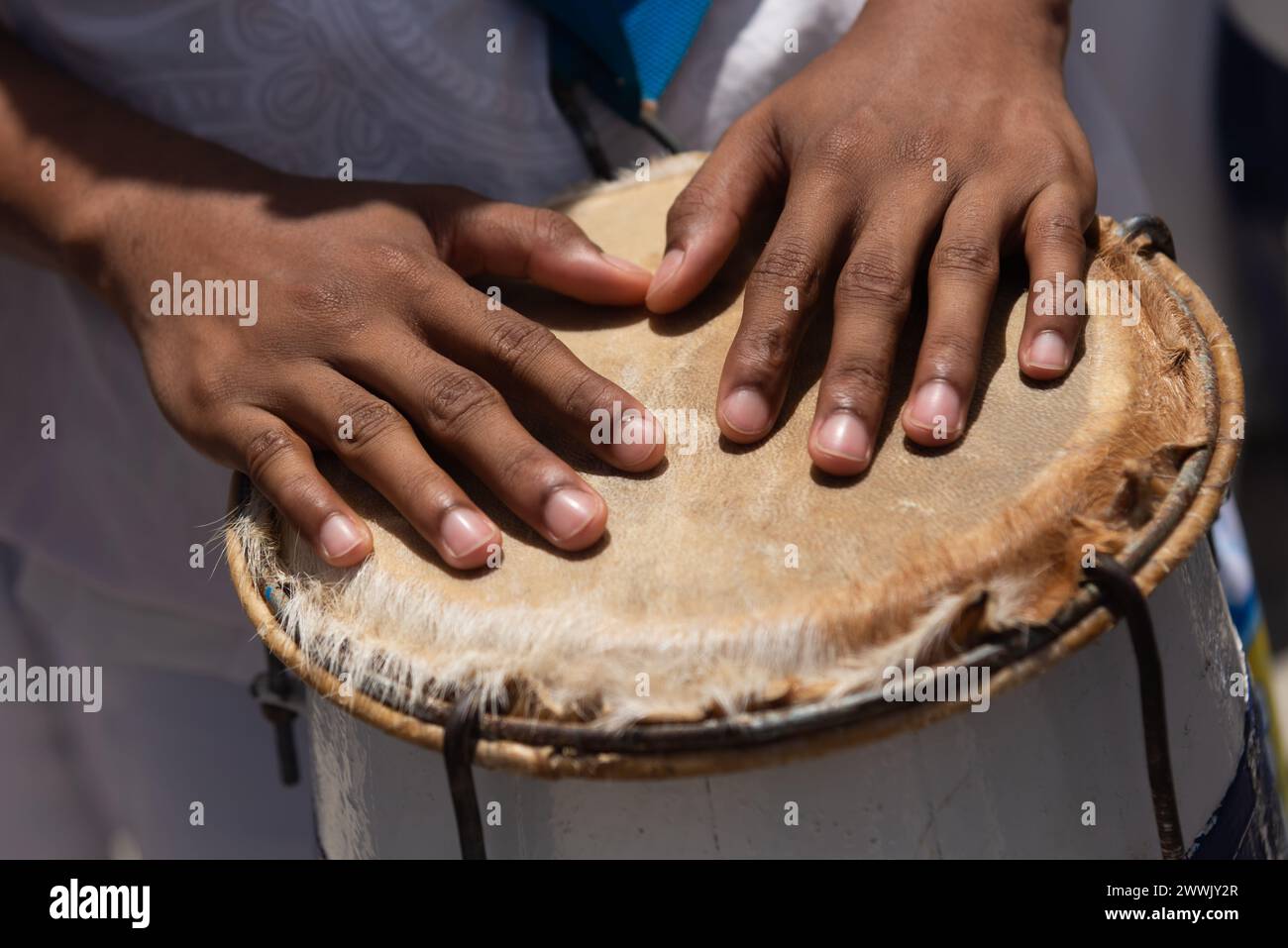 Playing african drums hi-res stock photography and images - Alamy