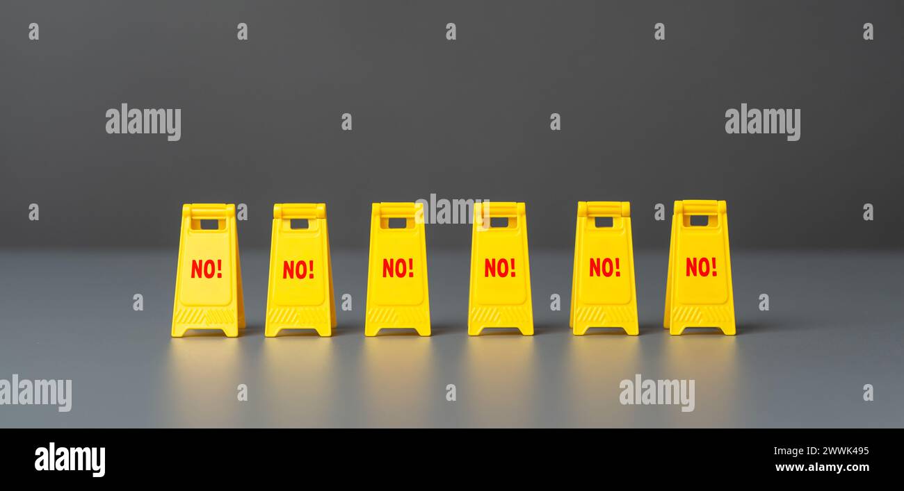 Navigating signs hi-res stock photography and images - Alamy