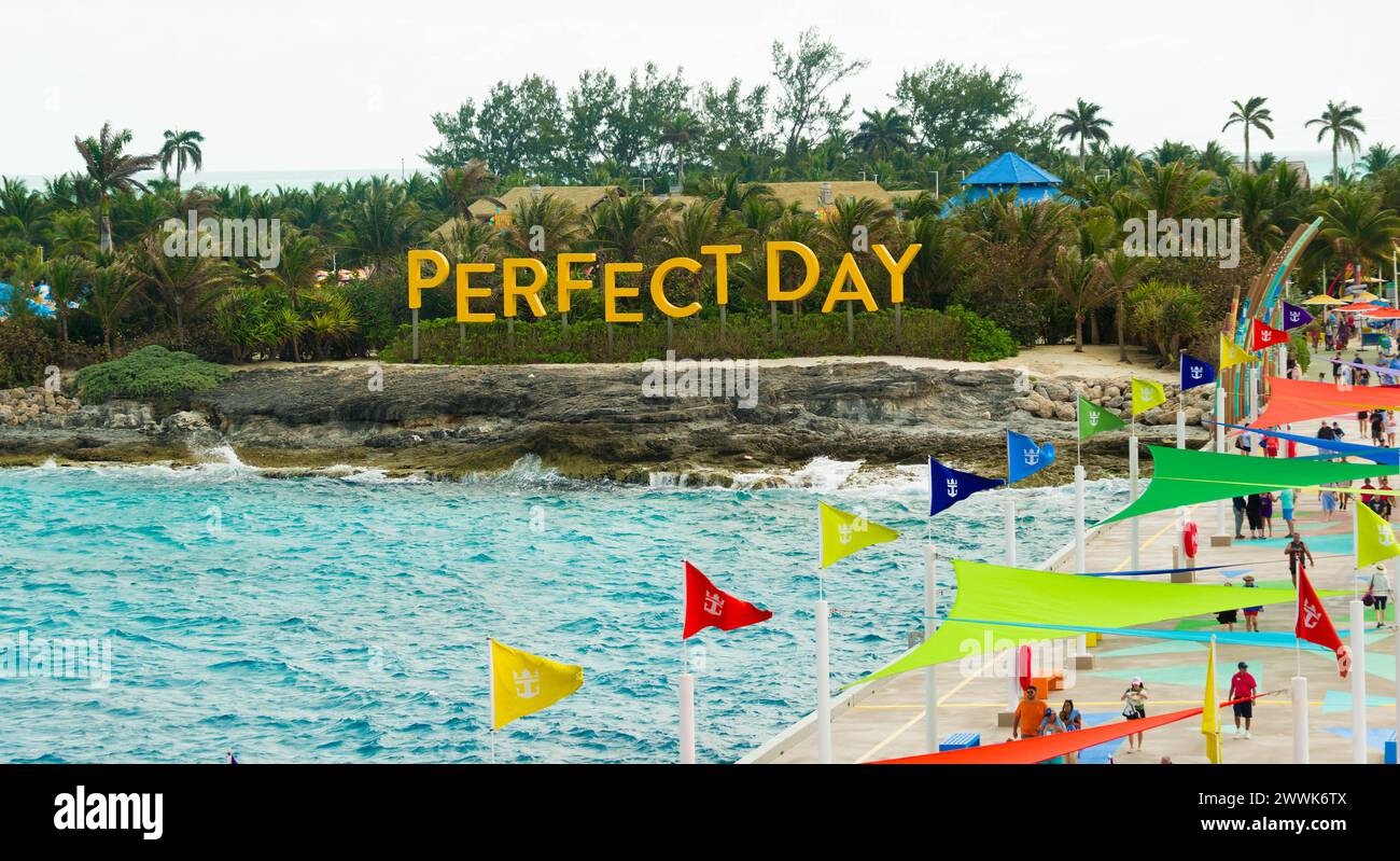 Harbour island the bahamas beaches hi-res stock photography and images ...