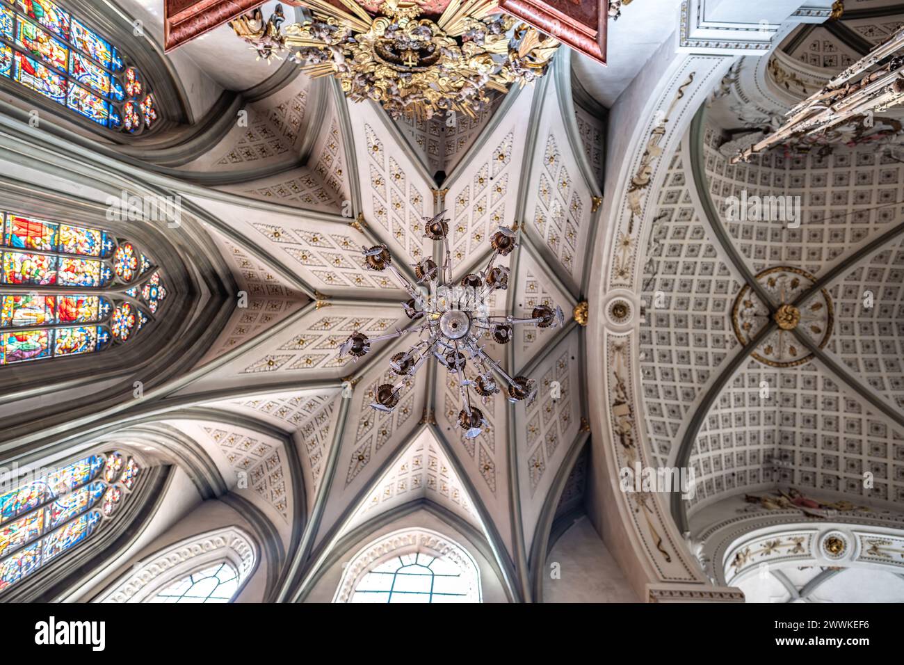 Description: Star vault in St. Thomas choir colorful stained glass ...