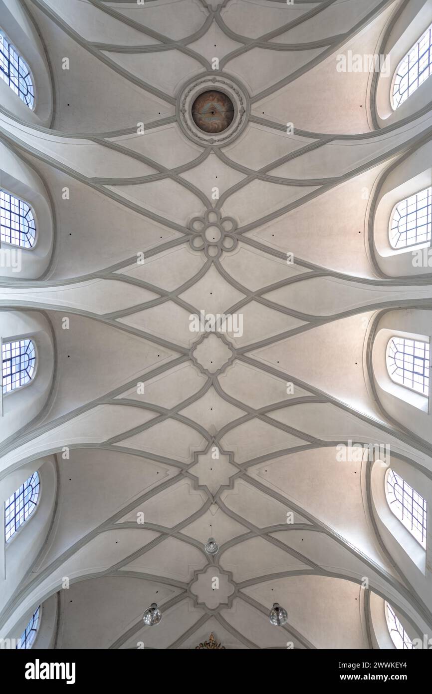 Description: Bright white ceiling of a bright Romanesque three-nave ...