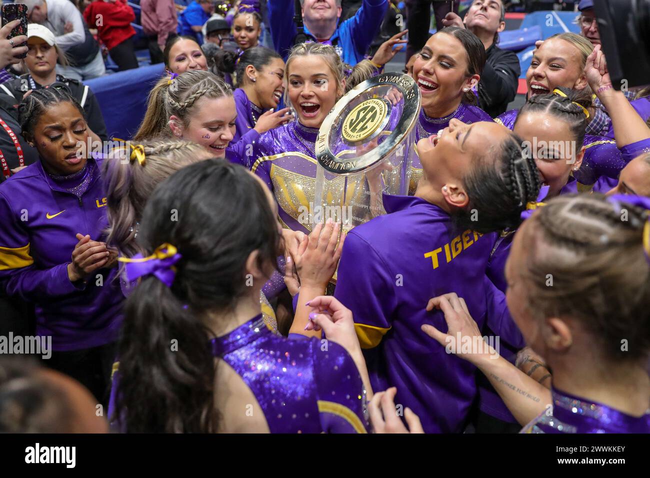 Lsu gymnastics hi-res stock photography and images - Alamy