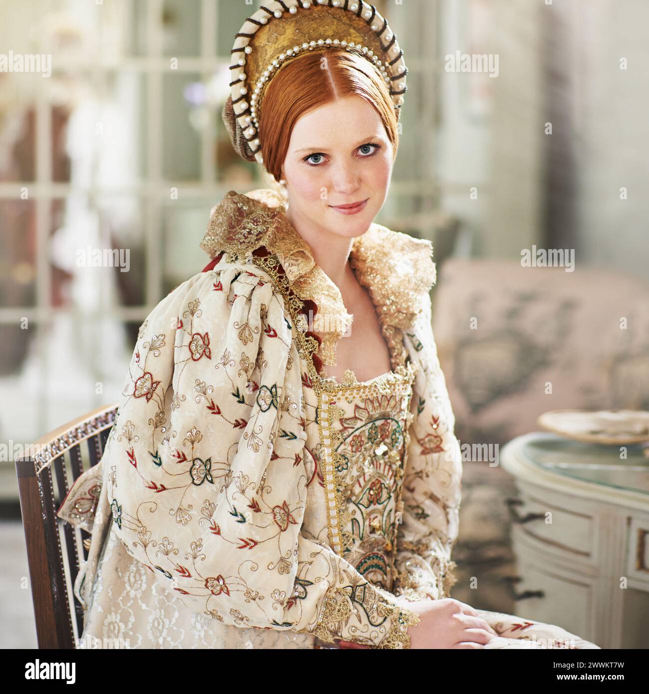 Medieval contemporary costume hi-res stock photography and images - Alamy