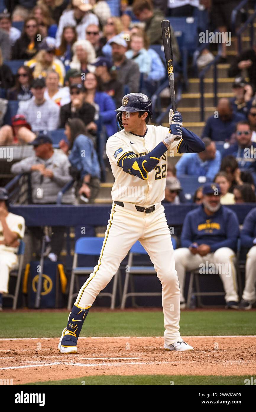 Milwaukee Brewers left fielder Christian Yelich (22) stands in the ...