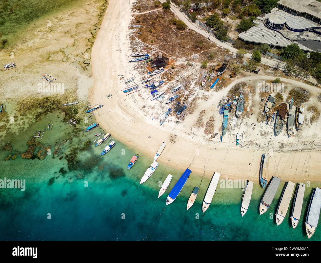 Tropical island bird's eye view hi-res stock photography and images - Alamy
